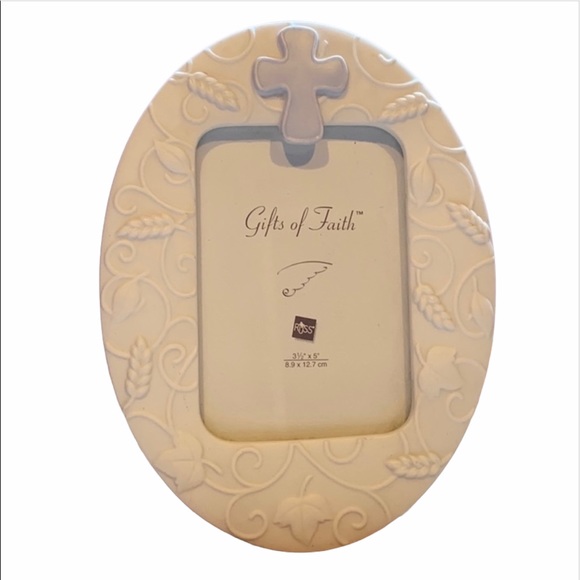 Accents | Russ Frame | Poshmark